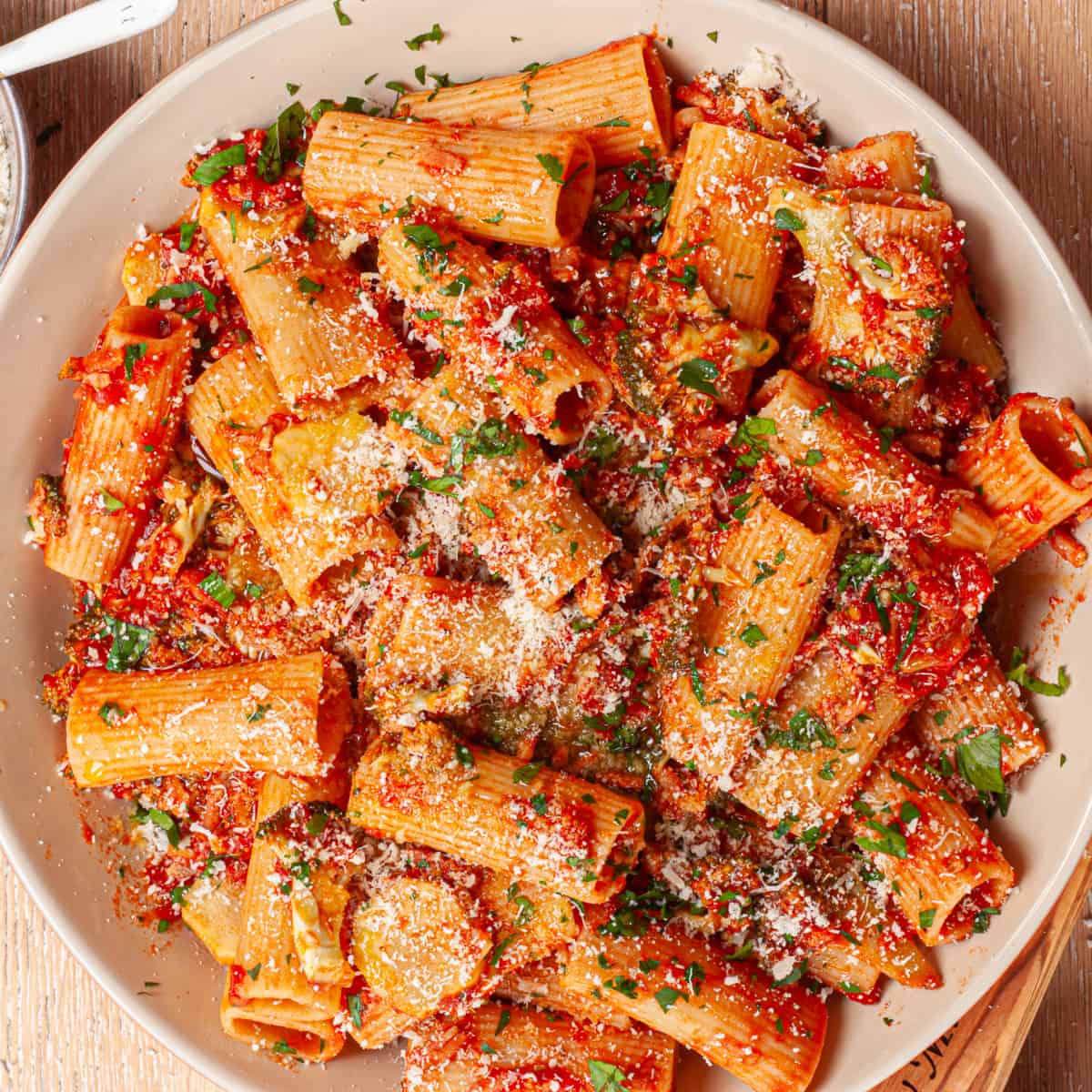 Spicy Tomato Rigatoni with Bacon and Broccoli • Hangry Miss